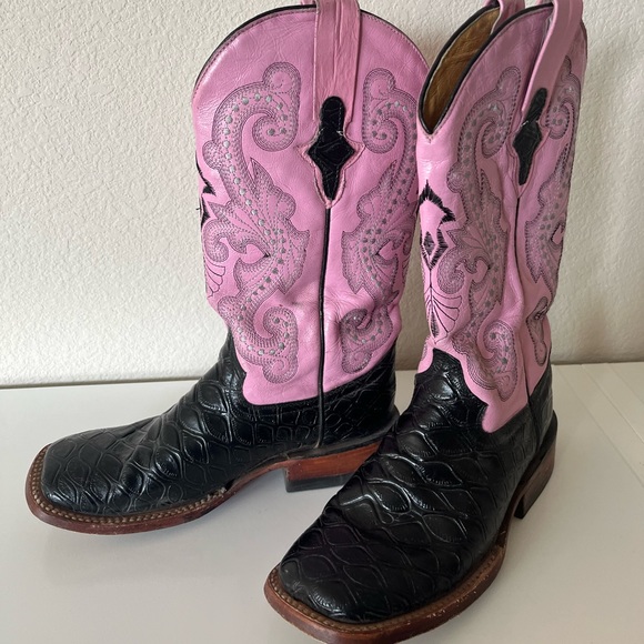 Ferrini | Shoes | Ferrini Rancher Square Toe Boots Black Pirarucu Print ...